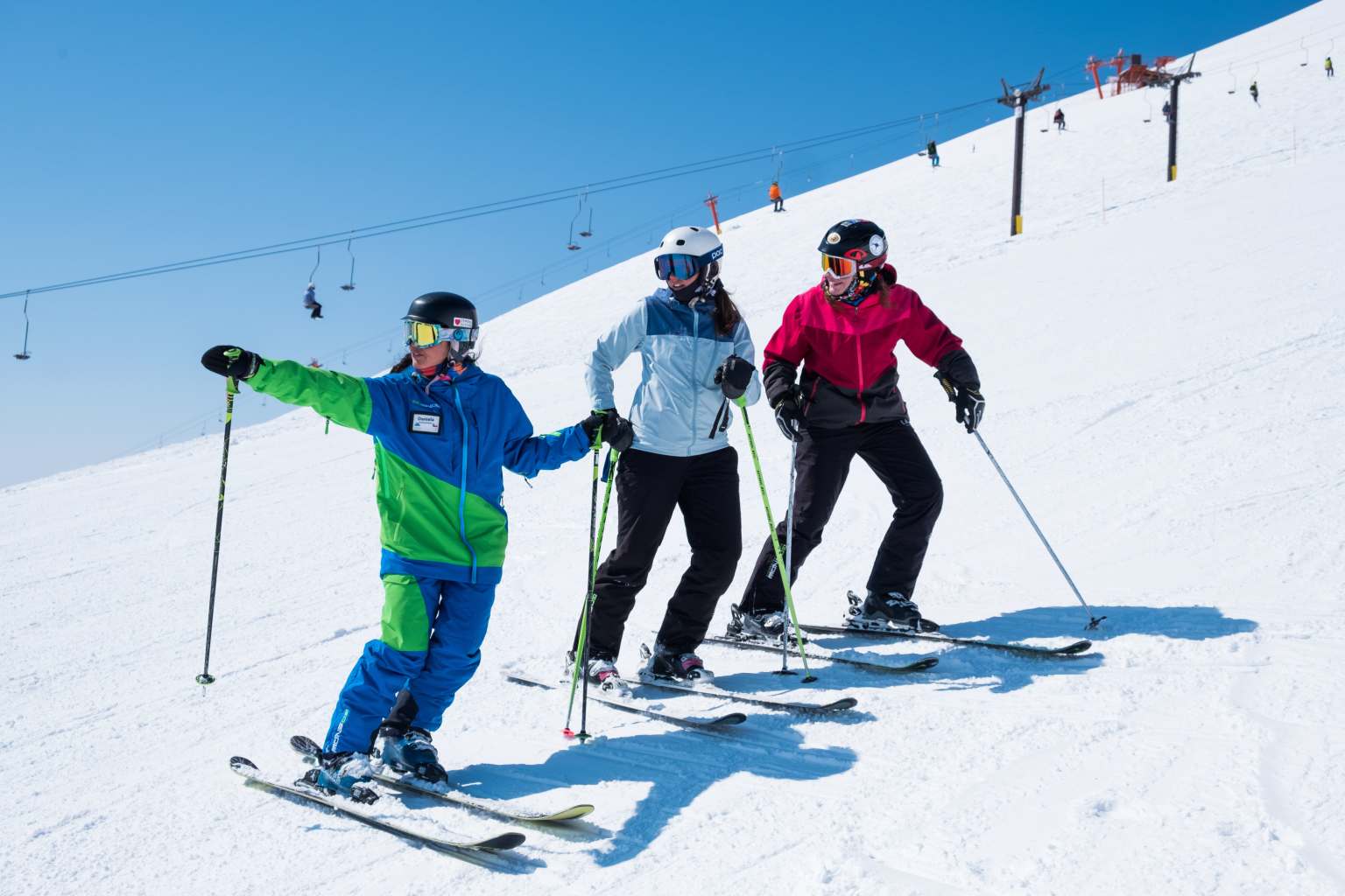 Ski & Snowboard Lessons in Niseko, Japan | GoSnow Niseko