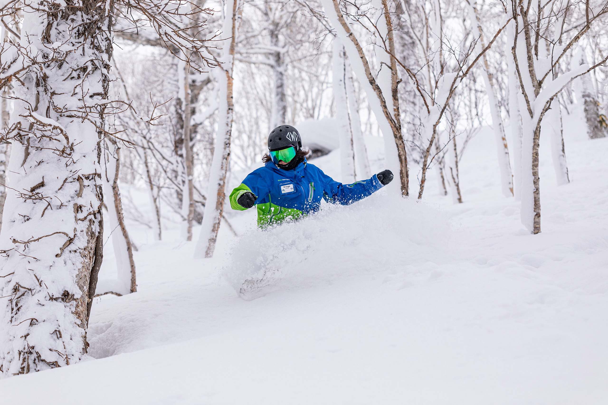Ski & Snowboard Lessons in Niseko | GoSnow Niseko